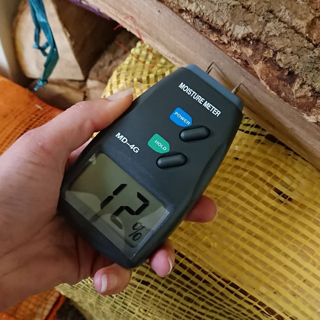 Do you know the proper way to measure moisture in your logs? - Cornish ...